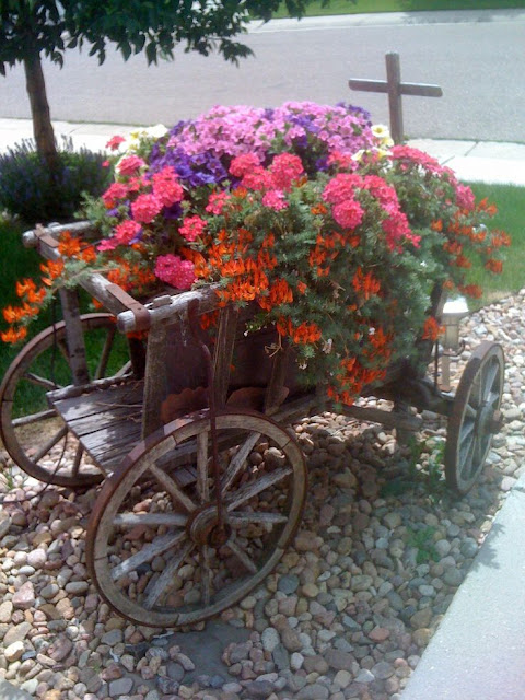 Eye For Design: Decorating Indoors and Gardens With Goat Carts