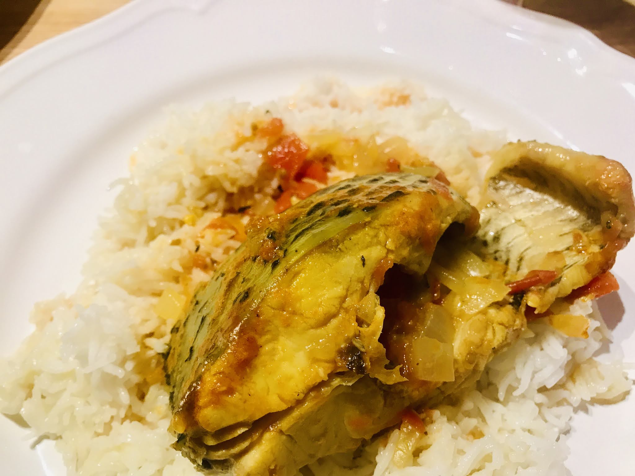 Emirati saloona - a versatile and healthy stew with fish, chicken or ...