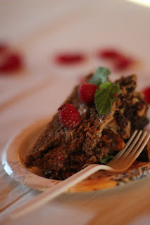 Macrofood Everyday: Mocha Walnut Raspberry Cake!!!