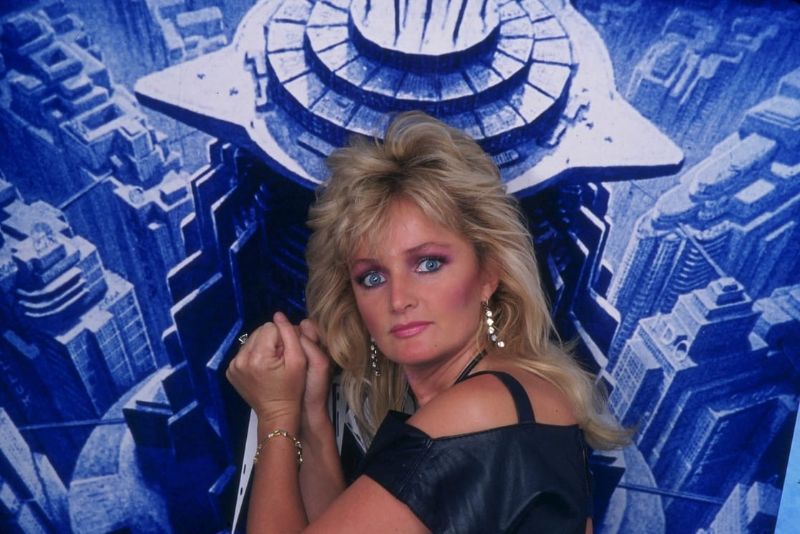 30 Fabulous Photos of Bonnie Tyler in the 1970s and ’80s ~ Vintage Everyday