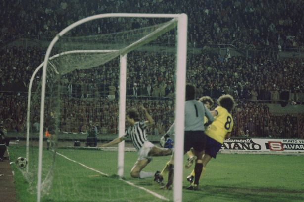 Classic Arsenal Players - Part 17 - Paul Vaesson