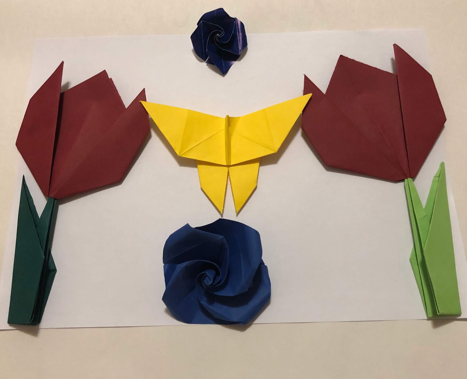 Mala Šem5ka: ORIGAMI IN SIMETRIJA