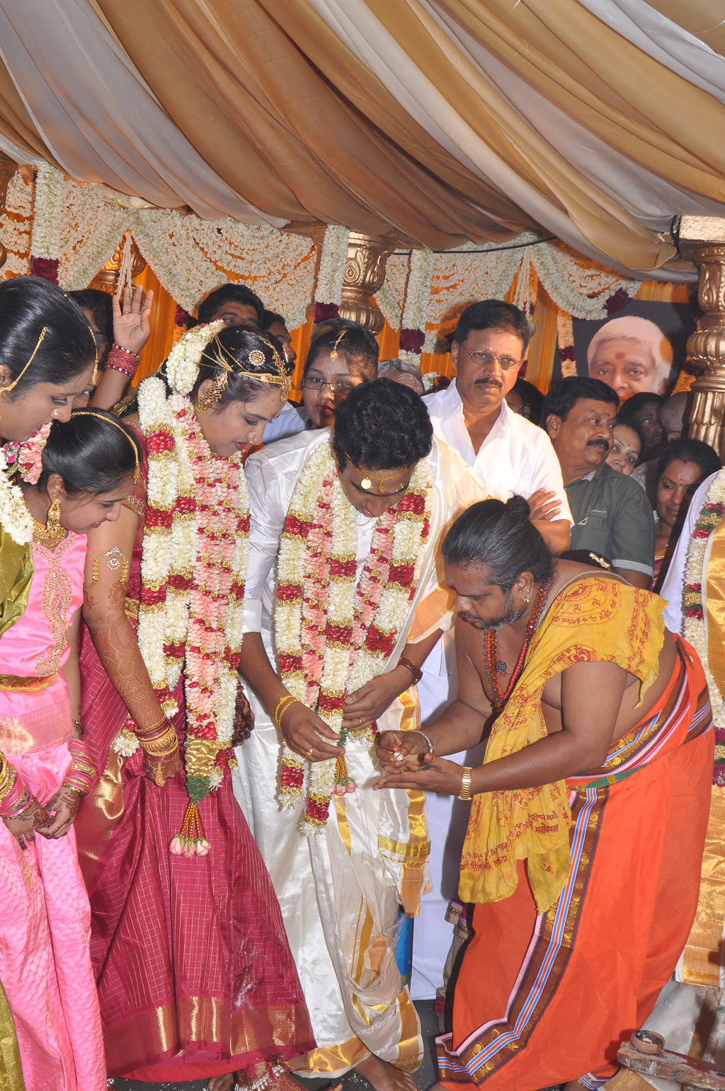 Stars In Ks Ravikumar Daughter Marriage Photo Gallery - Hot PHOTOSHOOT ...