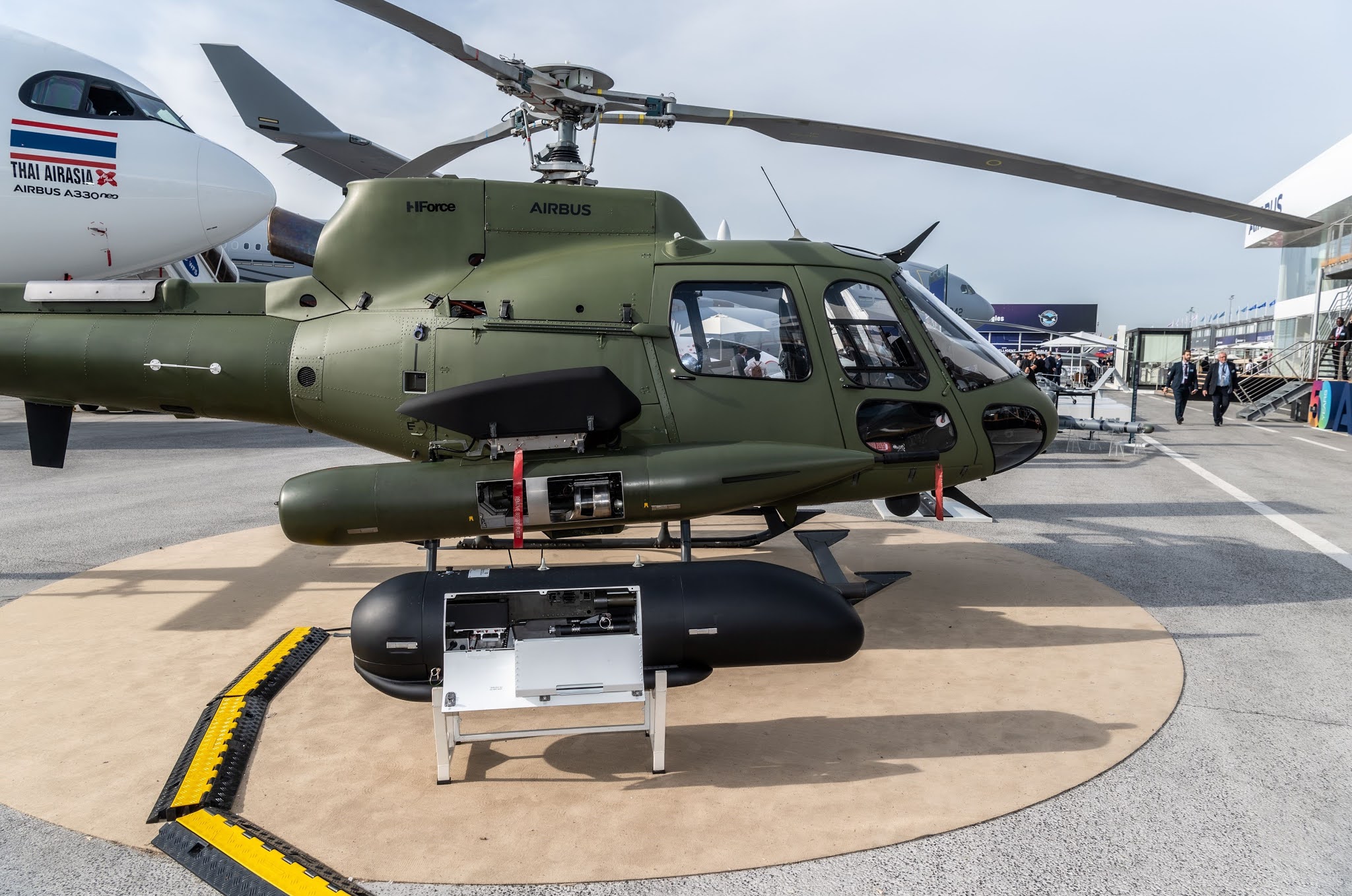 Eurocopter Fennec/Eurocopter AS550 Fennec/Eurocopter AS555 Fennec 2 ...