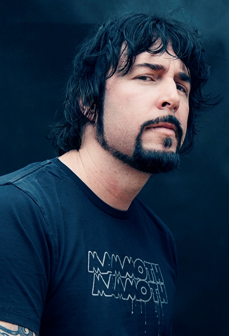 TORRE DE BABEL: Que hagan un peliculón de Tumba de Dioses, por favor