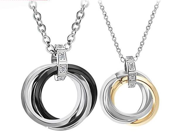 CoupleLoveTee: Lovely Couple Chain