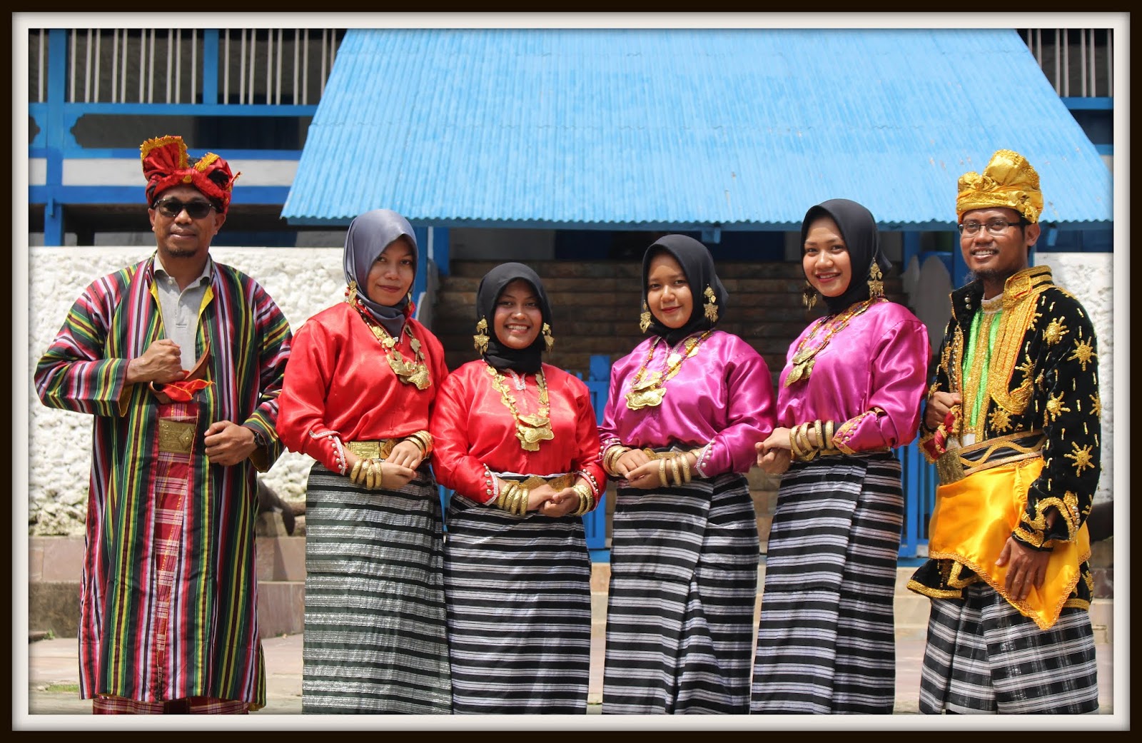 Butuni Generation: pakaian adat Buton