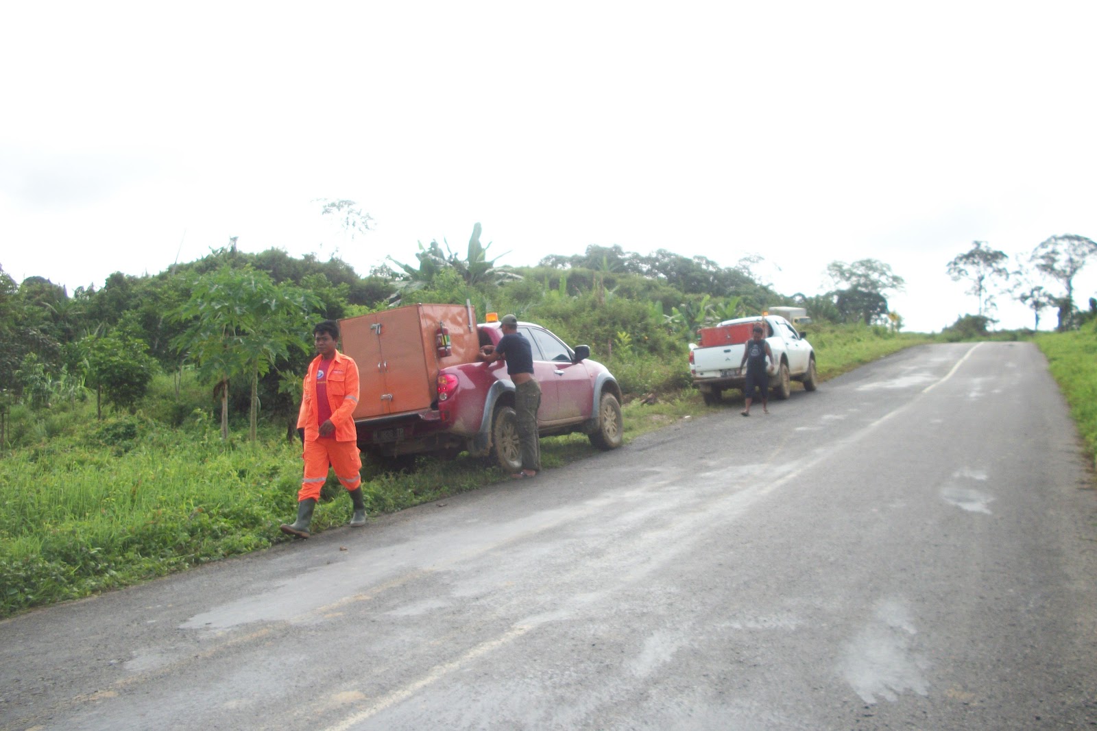 Survei Seismik Indonesia: GUDANG HANDAK DAN DISTRIBUSI