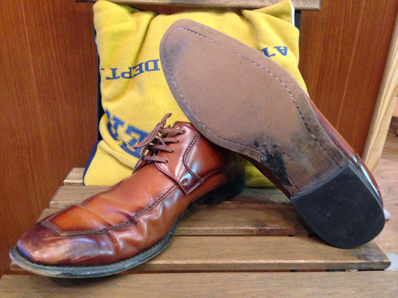 REVIVE SNAKE Shoes&Bag Repair: MEN'S ダイナイト・Vibram #269 ソール交換