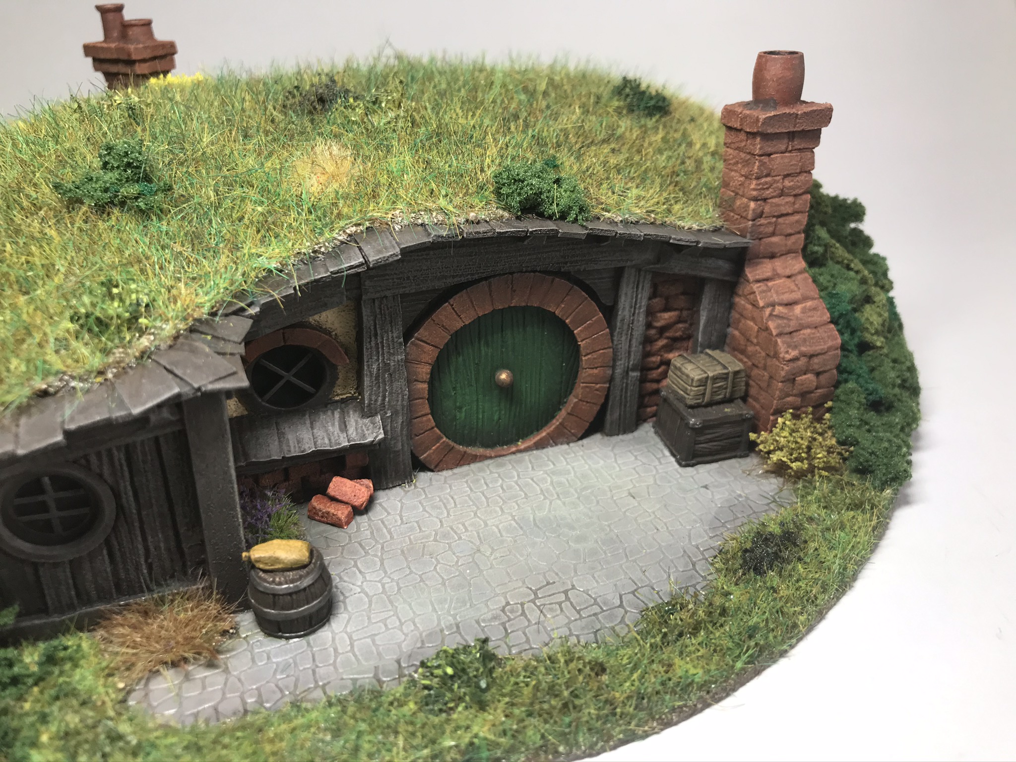 lucky punk: 28mm Converted Forgeworld Hobbit Holes