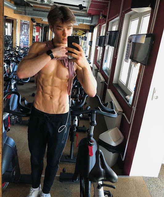 Luca Heubl - Gym Abs