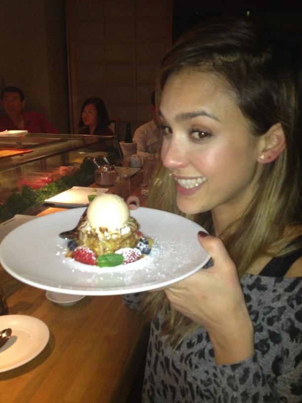 Celebs eating: Jessica Alba