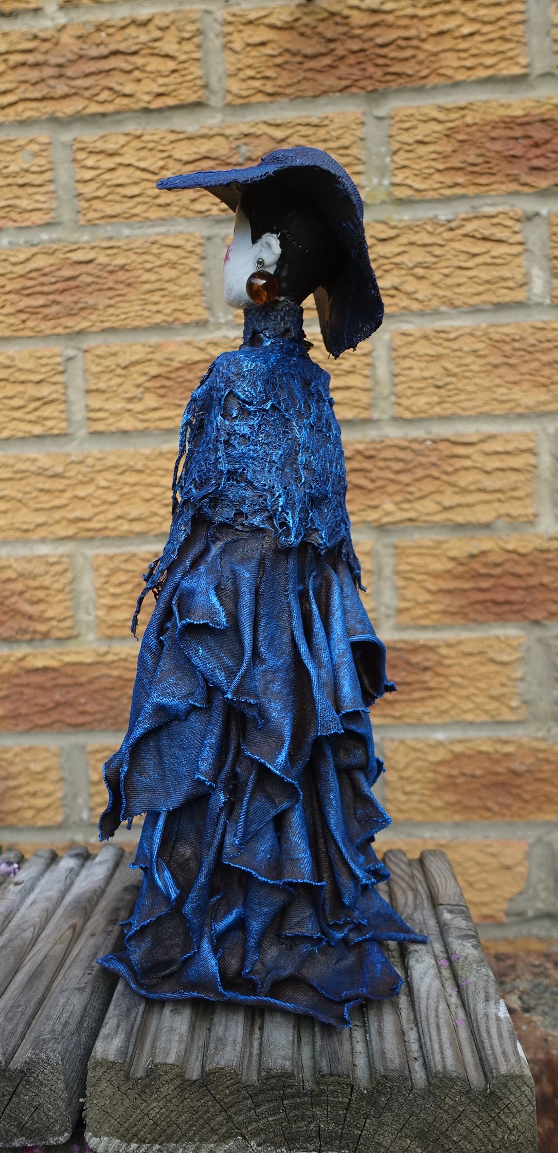 Sam's blog: Powertex Figure with Hat