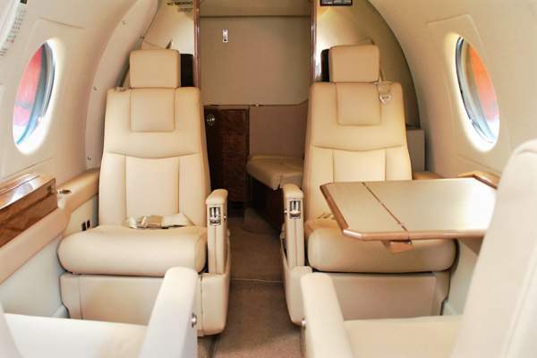 The Westwind II (2) is the upgrade from the regular Westwind Jet.