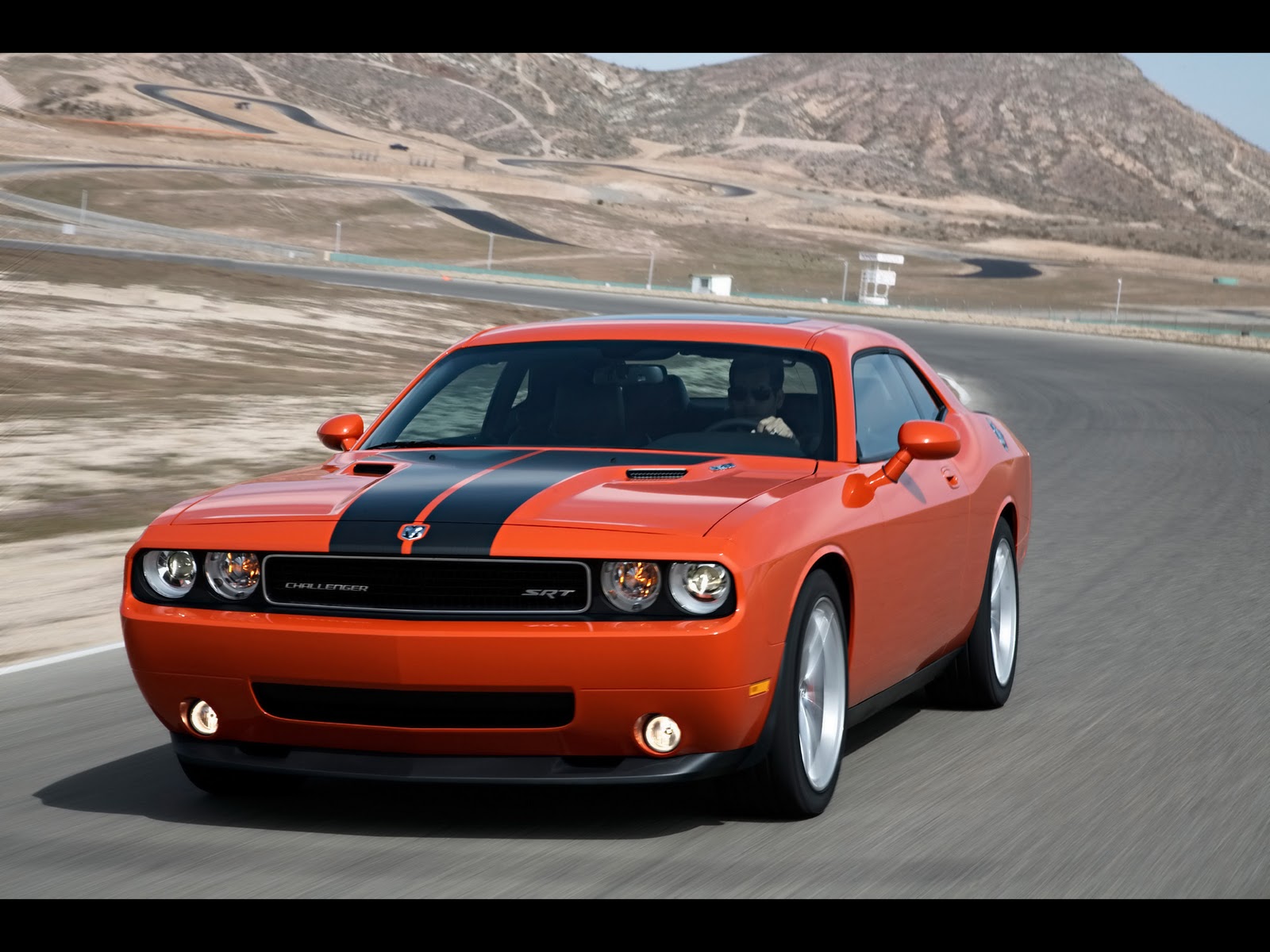 All 'bout Cars: Dodge Challenger