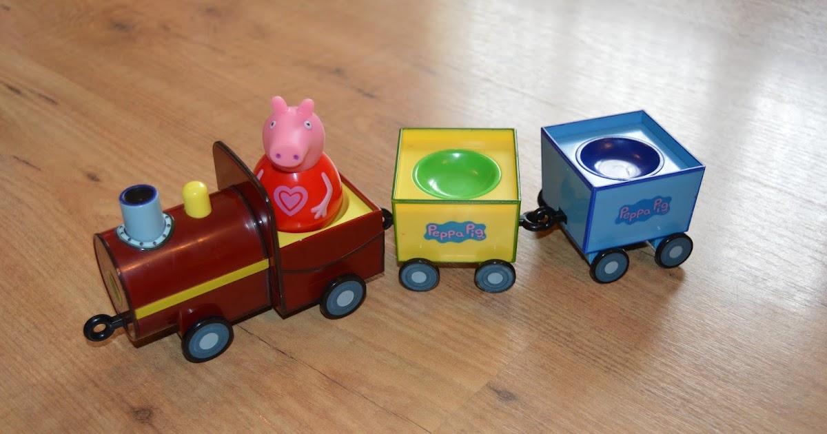 Playdays and Runways: Peppa Pig Weebles Pull-Along Wobbily Train Review