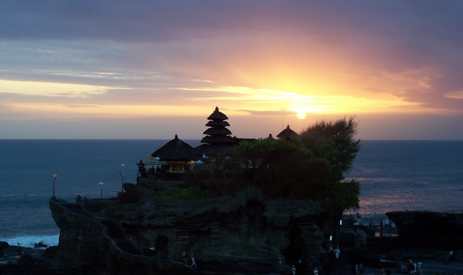 Ubud Art Village - Kintamani Volcano - Tanah Lot Sunset Tours