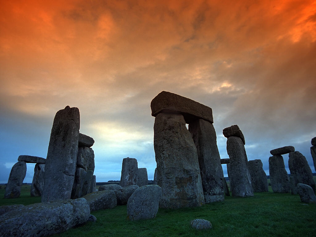 HOLIDAY IN ENGLAND: Uncovering the Secrets of Stonehenge on a Day Tour ...
