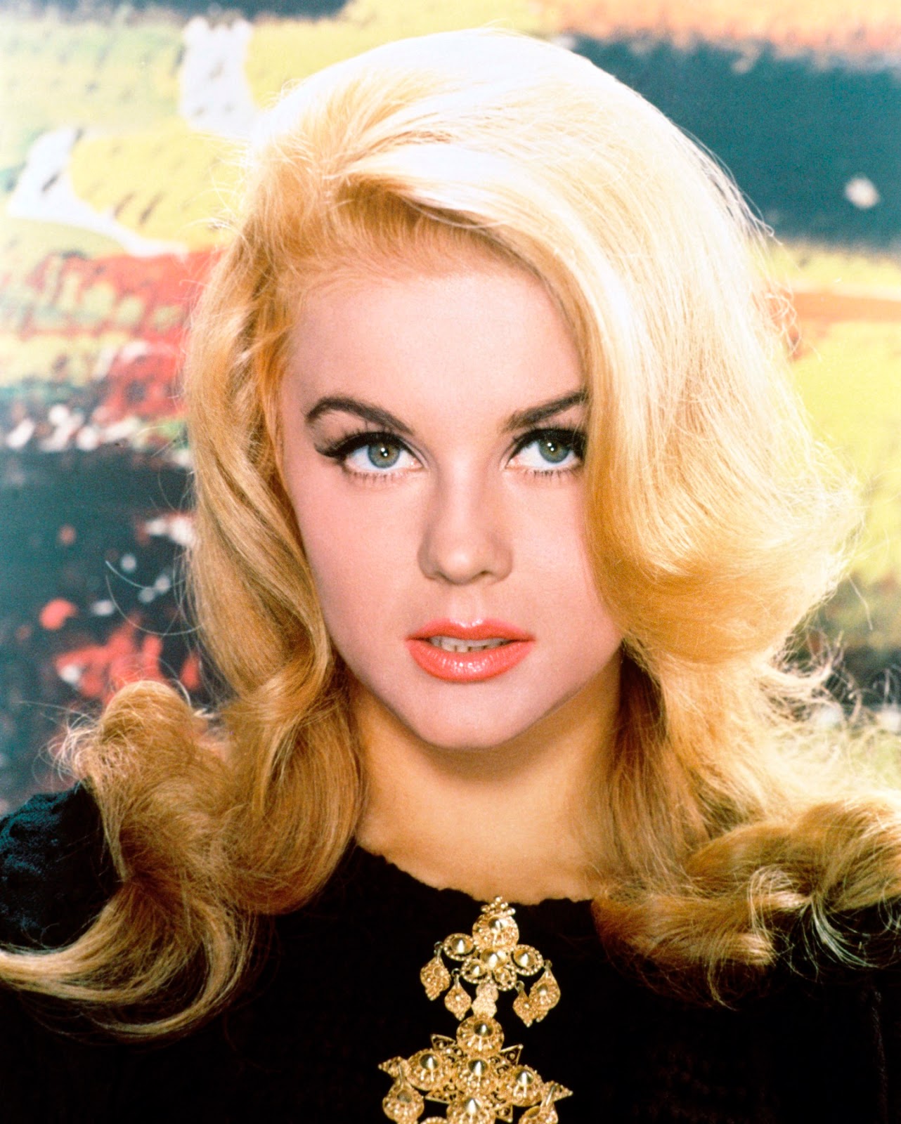 Dazzling Divas: Ann-Margret