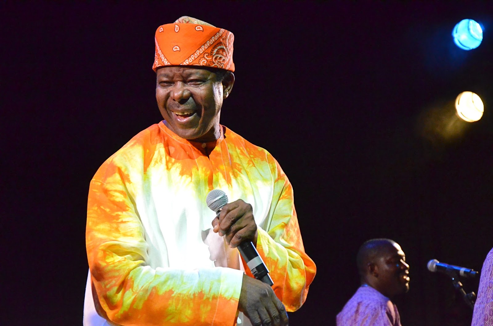 Welcome to Kyky's Blog: King Sunny Ade Wins Court Case After 30 Years