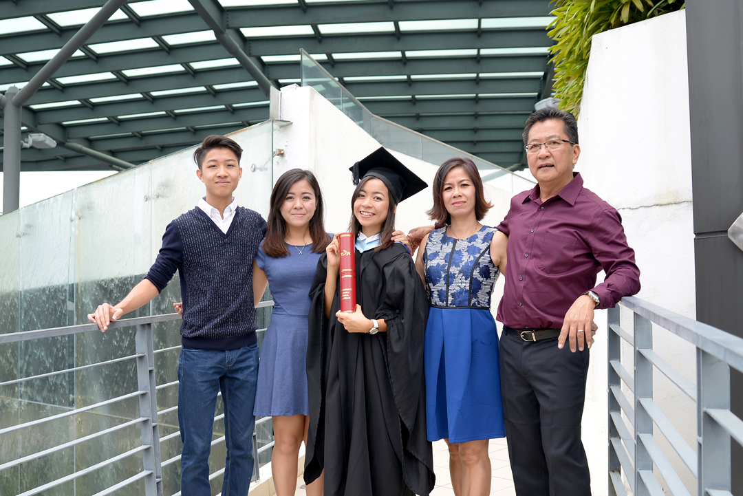 Flame Graduation Photography Studio: (58) Affordable Graduation ...