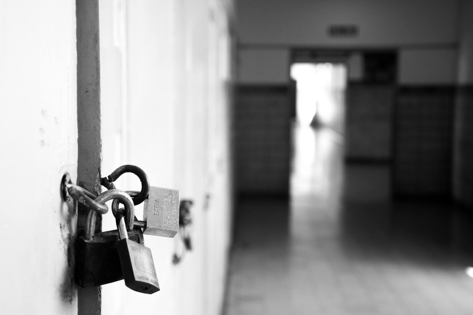 Imágenes de la psiquiatría: 392. Coronavirus en el manicomio.