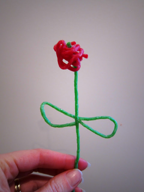 Get creative with Wikki Stix | the adventures of MNMs