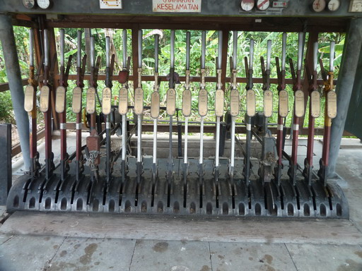 cavingliz non-cave albums: Chemor & Tg Rambutan KTM stations