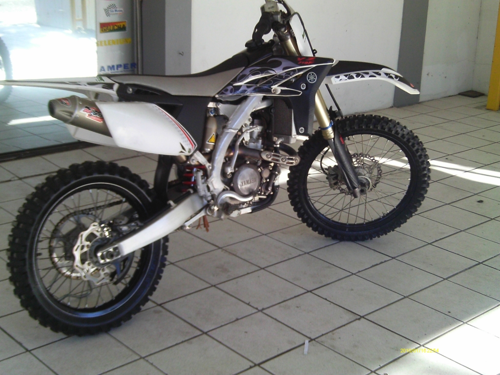 Los Manetas: Deu a louca na Racer Point - Yamaha YZ 250 F importada