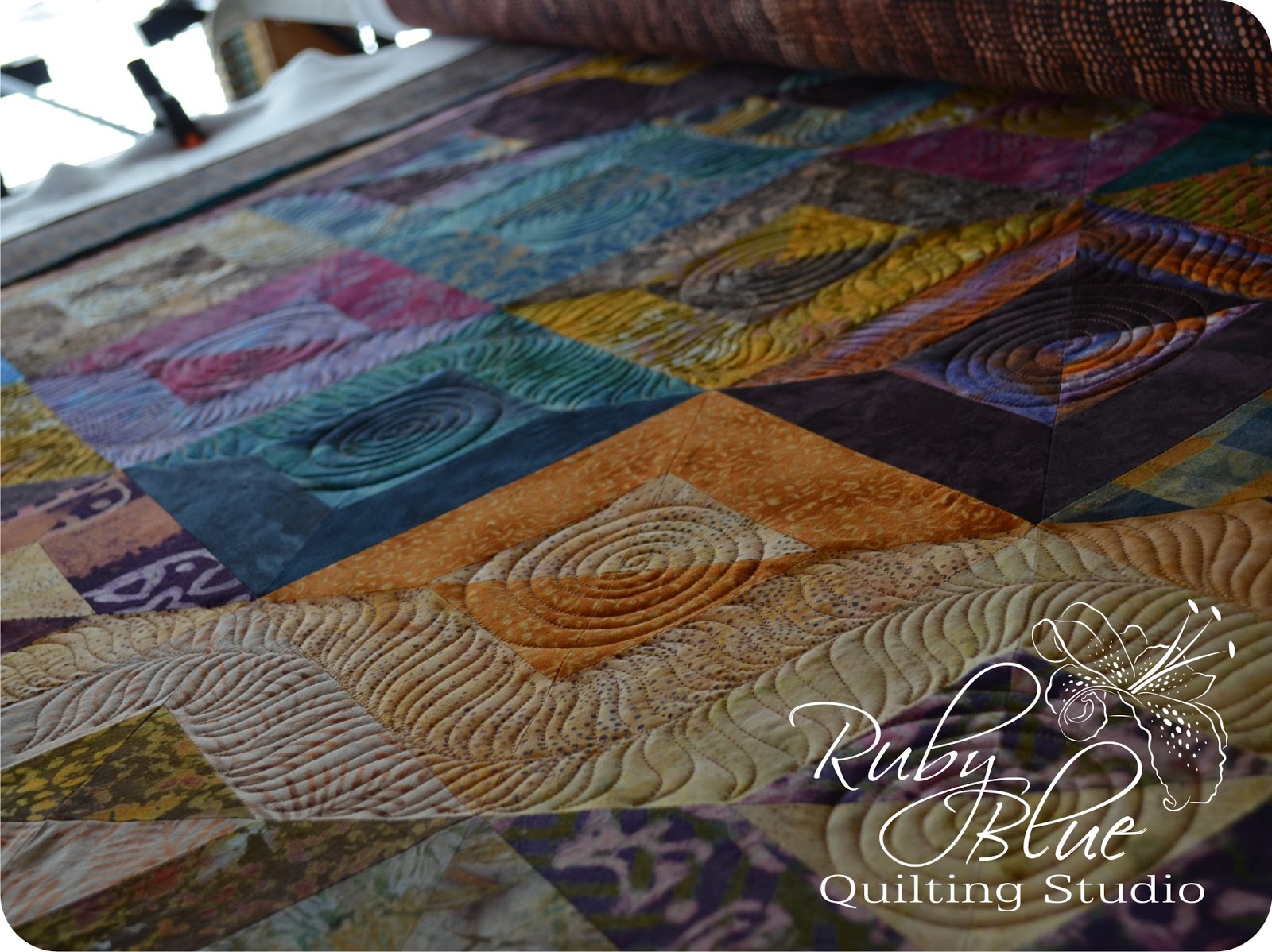 Ruby Blue Quilting Studio: Machine Quilting: African Stripes