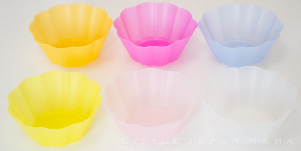 little japan mama : Large Flower Shape Silicon Baking Cups - Multi-Color