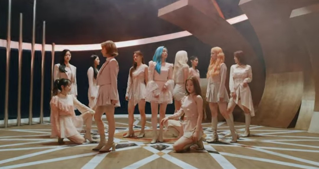 LOONA ha revelado el MV completo de la versión en inglés de "Star ...