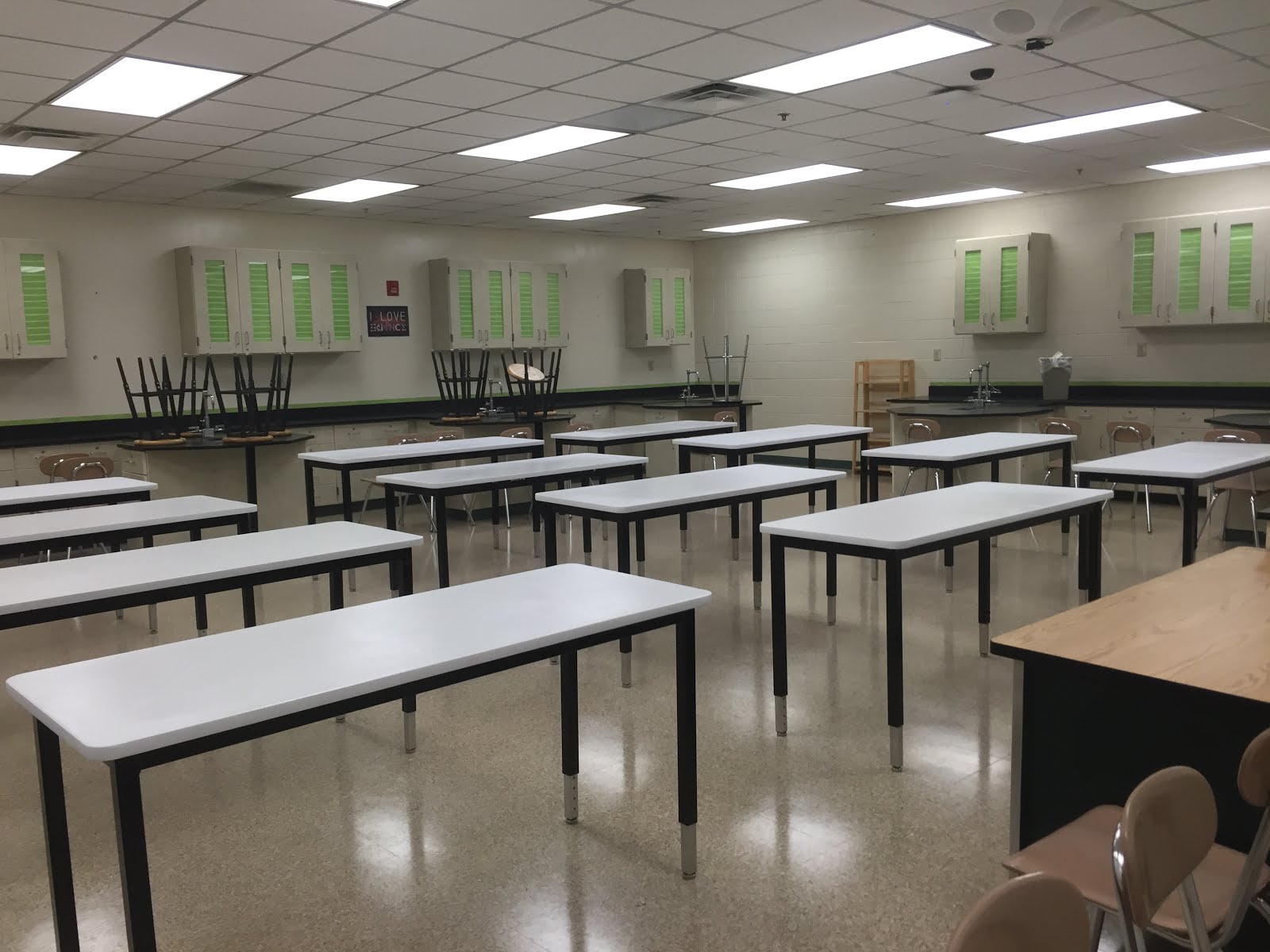 Sunshine State Science: $10 Dry Erase Tables