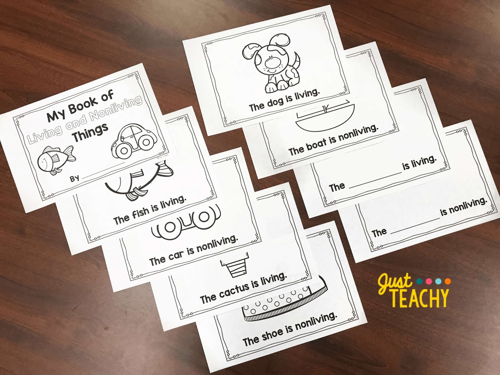 Living & Nonliving | Just Teachy