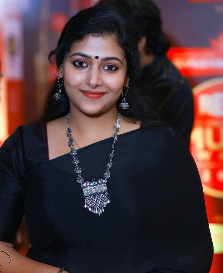 Anu Sitara in black transparent saree | Indian Filmy Actress