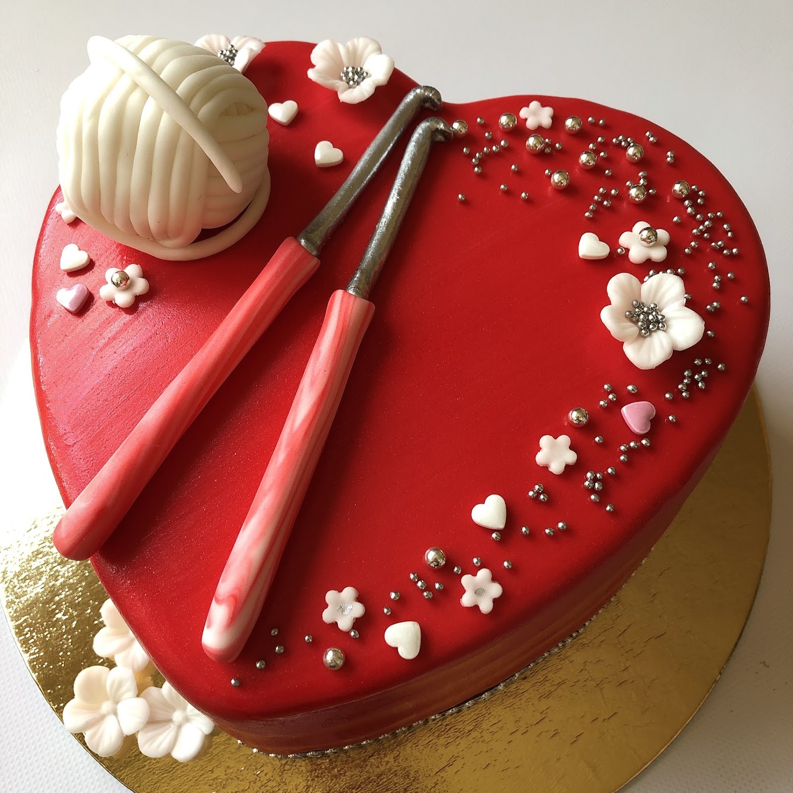 Betti gluténmentes konyhája: Csokis szív torta szülinapra