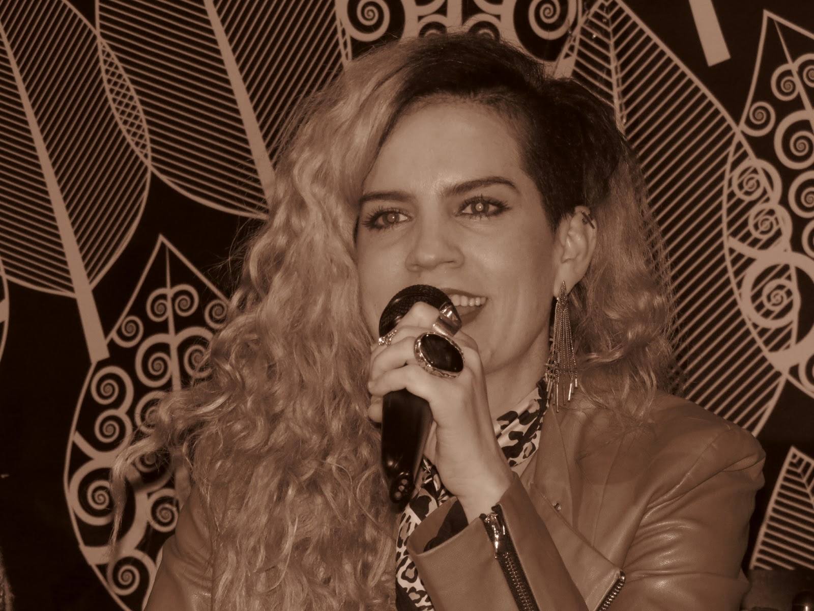 TODO AL AIRE: MARIA BERNAL VISTA DE CERCA