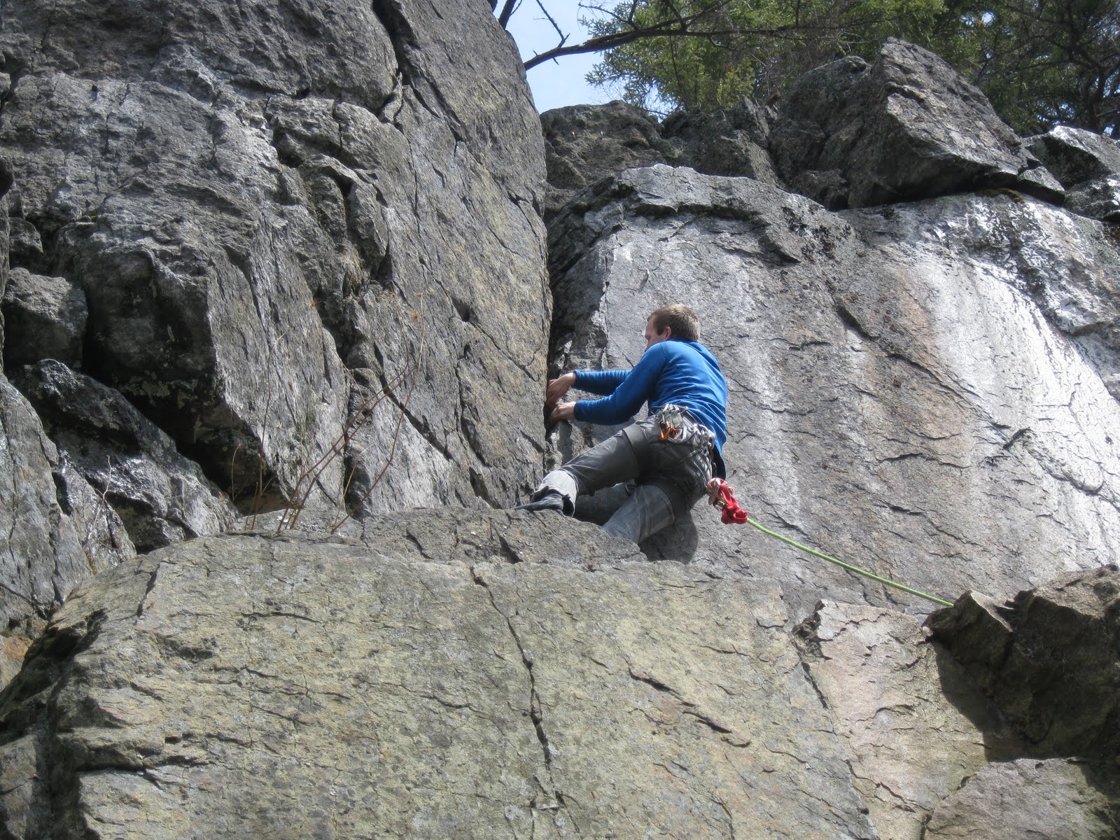 Escalade de rocher au Québec / Quebec rock climbing: Mont Wright - OW