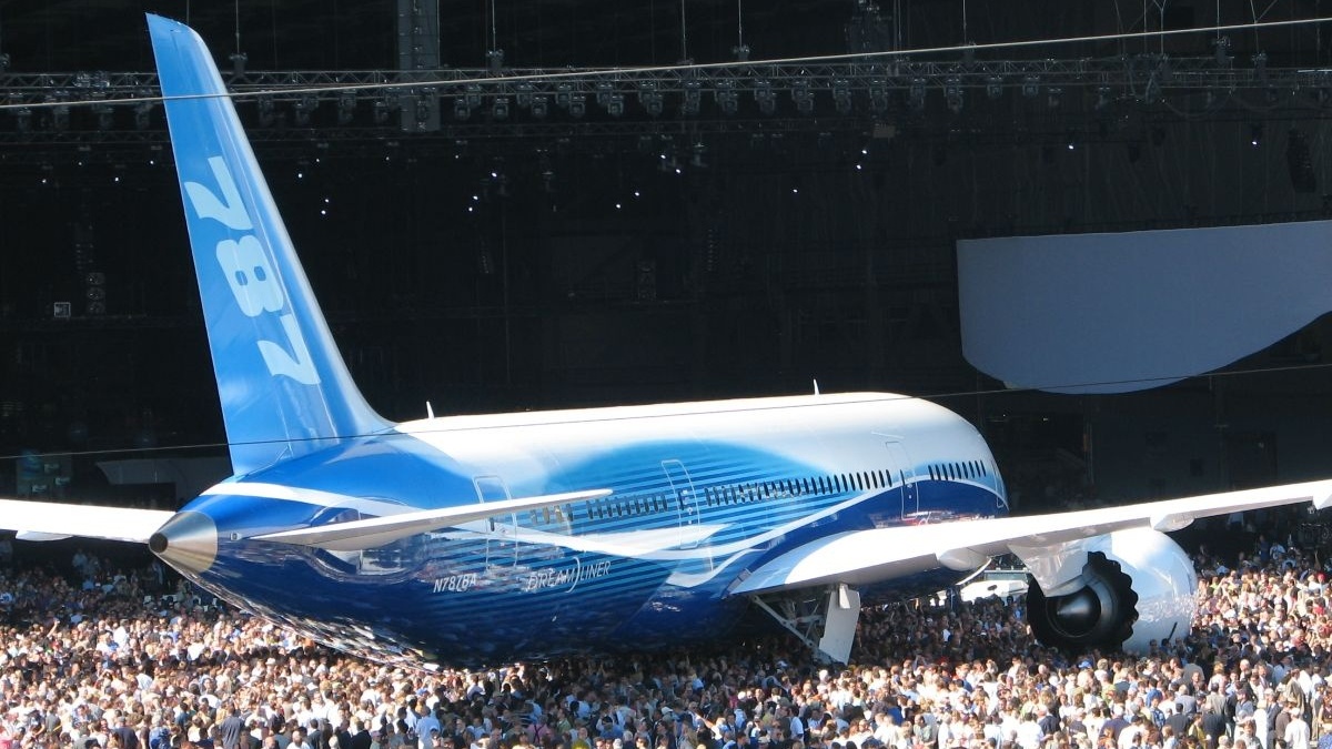 Boeing 787 Dreamliner Pictures: Boeing 787 Dreamliner When First Flight