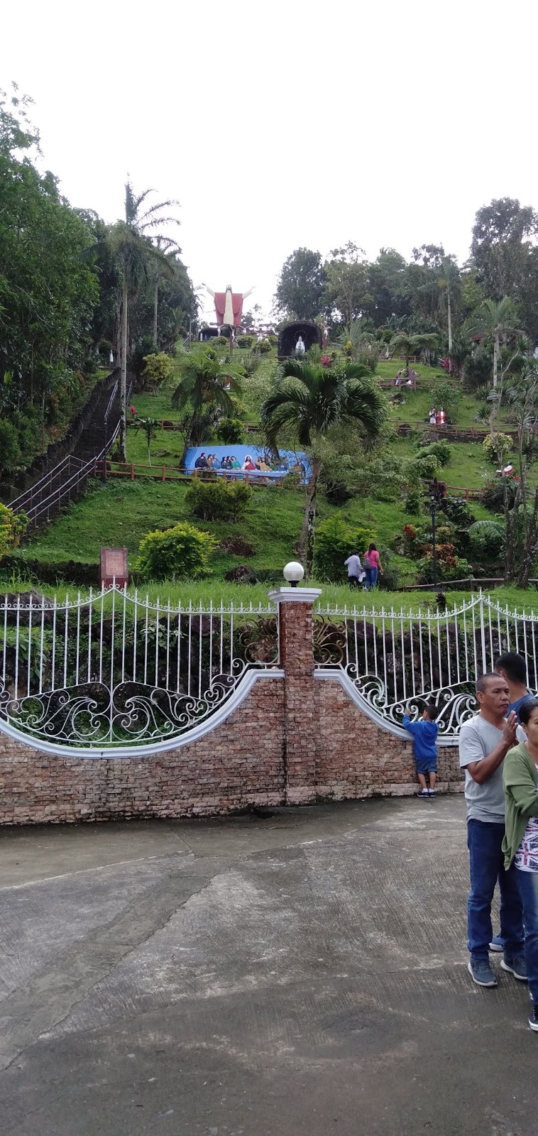 Kamay ni Hesus Shrine Lucban Quezon A Miraculous Shrine/Grotto ...