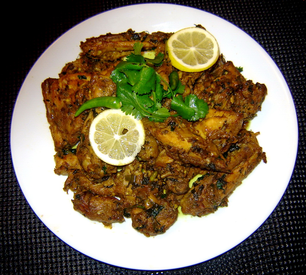 Rummana's Kitchen: Dhone Patai Murgi Bhuna (Chicken with Coriander)
