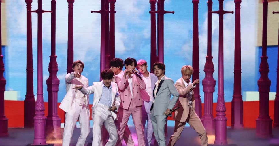 Bibi Leitura : BTS leva muita energia ao palco do Britain’s Got Talent ...