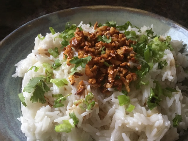 Home on my Range: Golden Garlic Rice