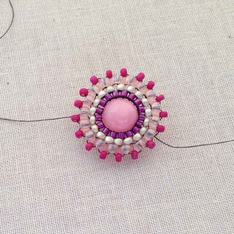 Lisa Yang Jewelry : Busy with Brick Stitch: New Tutorials