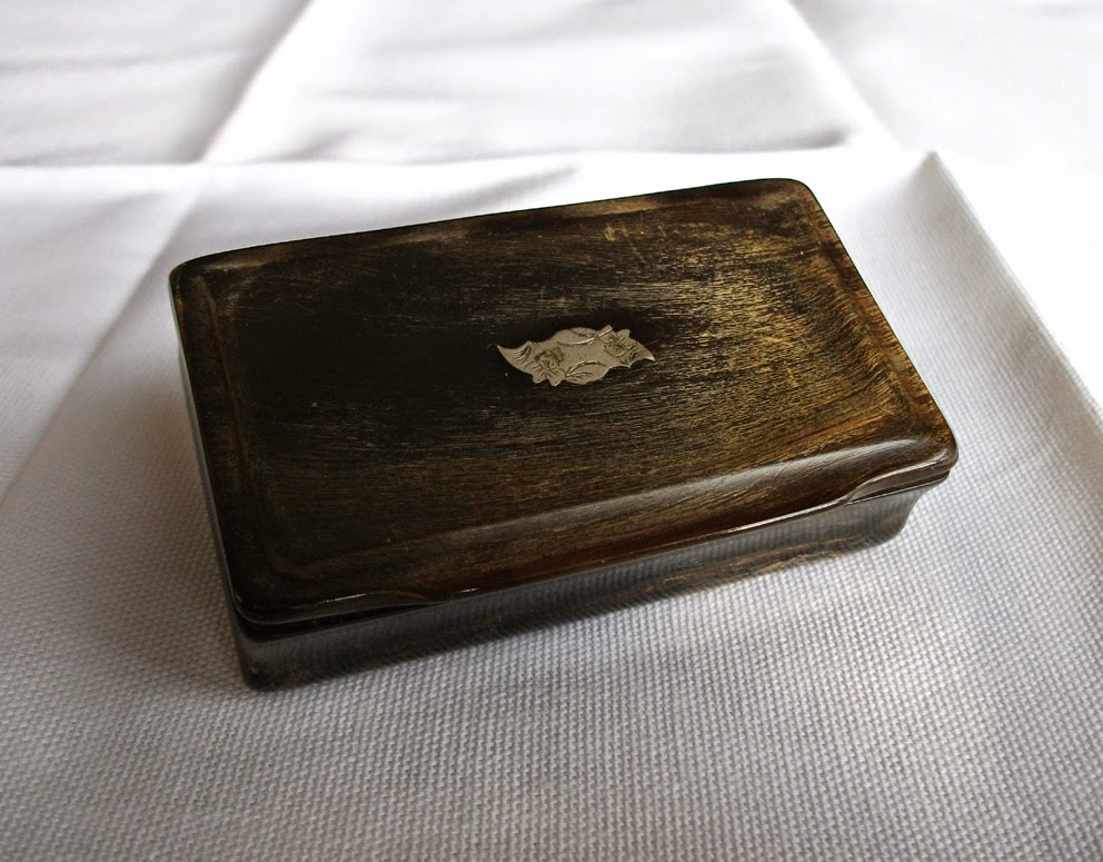 The Lothians: Three 19th Century Snuff Boxes
