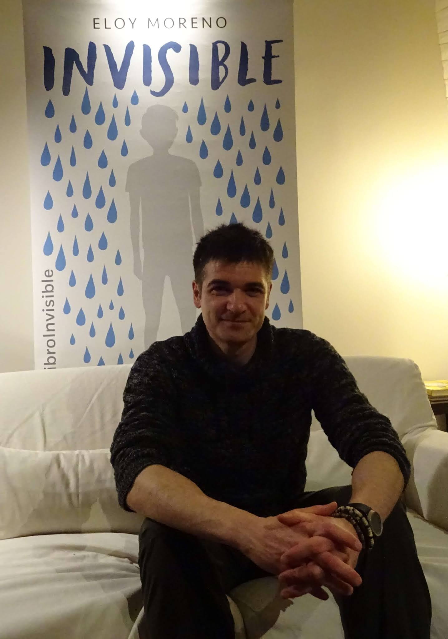 El Búho entre libros: DIFERENTE (ELOY MORENO)