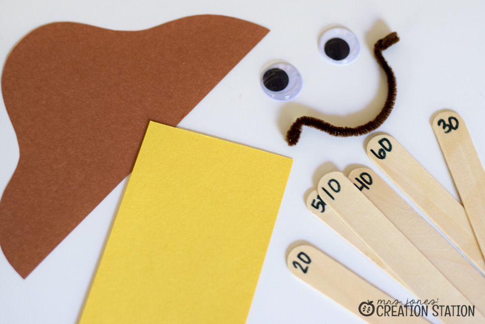 The Primary Pack: Scarecrow Math Craftivity