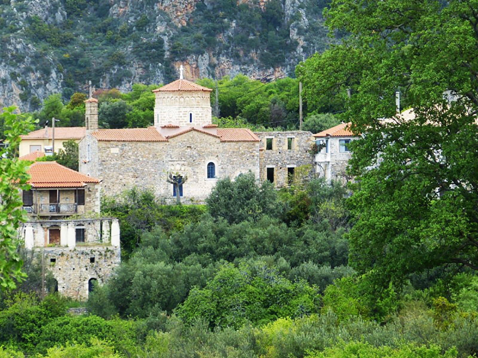 ΝΑΟΙ ΣΤΗ ΜΑΝΗ: ΕΞΩΧΩΡΙ, ΧΩΡΑ, ΚΟΙΜΗΣΗ ΘΕΟΤΟΚΟΥ