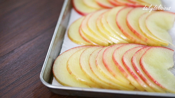 dailydelicious: Apple Rose Muffins