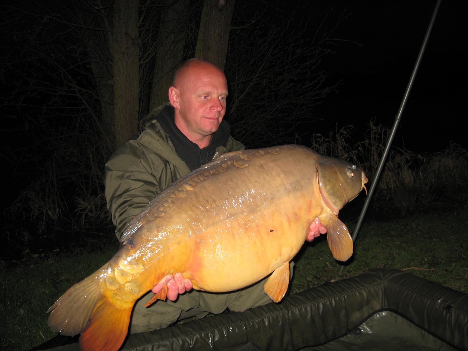 Carp fishing with Hortonfishing.com: Graviere de la Traque : start of ...